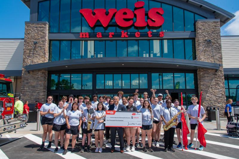 Weis Markets Celebrates Grand Opening of Lake Linganore Store; Jonathan ...