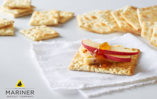 Venus Wafers Jim Anderko Spotlights New Mariner Organic Saltines | Deli ...