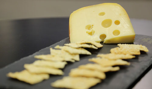 Norseland's Debbie Seife Introduces Jarlsberg's New Cheese Crisps ...