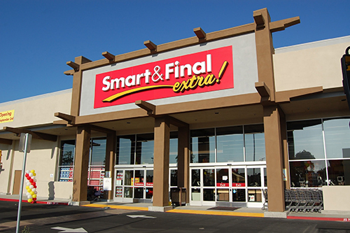 Reports: Smart & Final Exploring Sale | Deli Market News